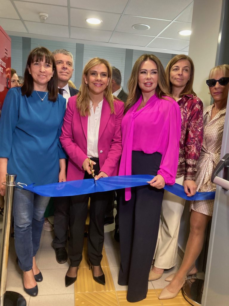 Κέντρο Ημέρας Εφήβων και Παιδιών εγκαινιάσθηκε στο Δήμο Πεντέλης από ...